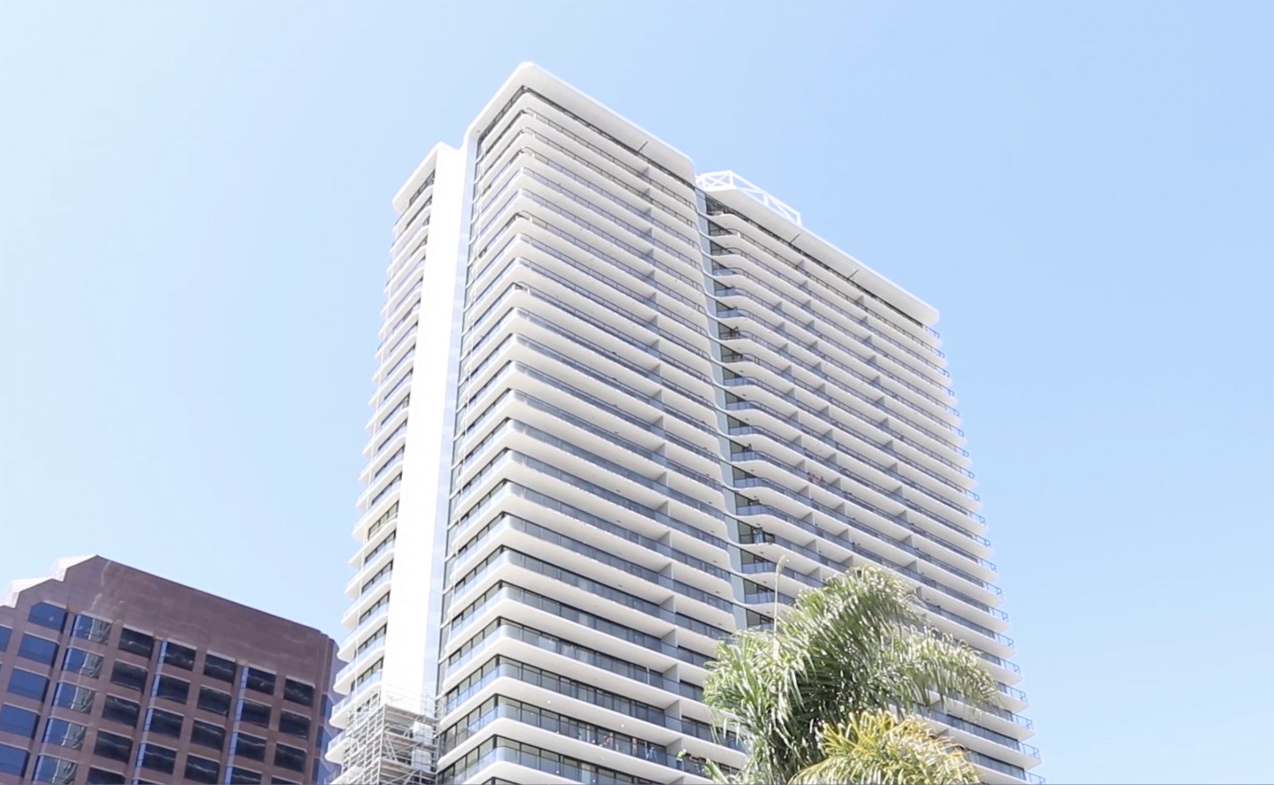 New West LA High-Rise Apartment Building Reaches its Final Height - SM ...
