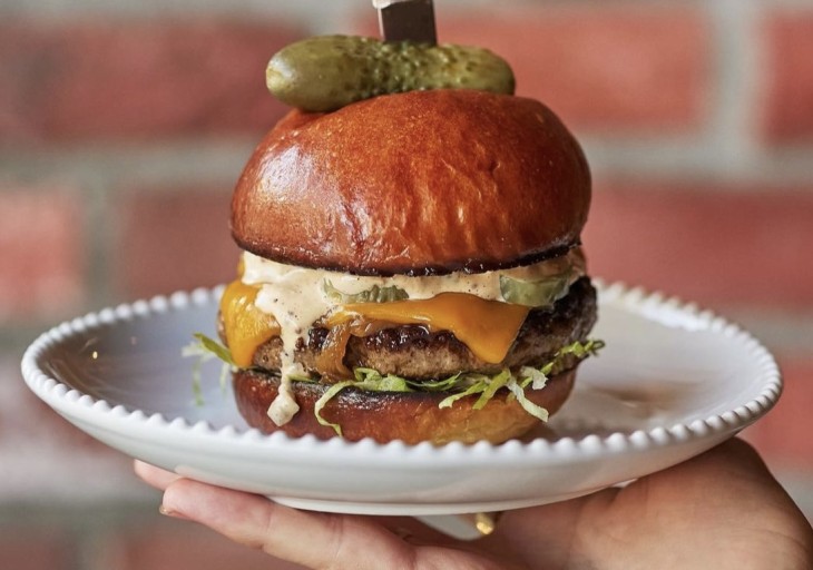 French Burger Spot Delays Santa Monica Opening - SM Mirror